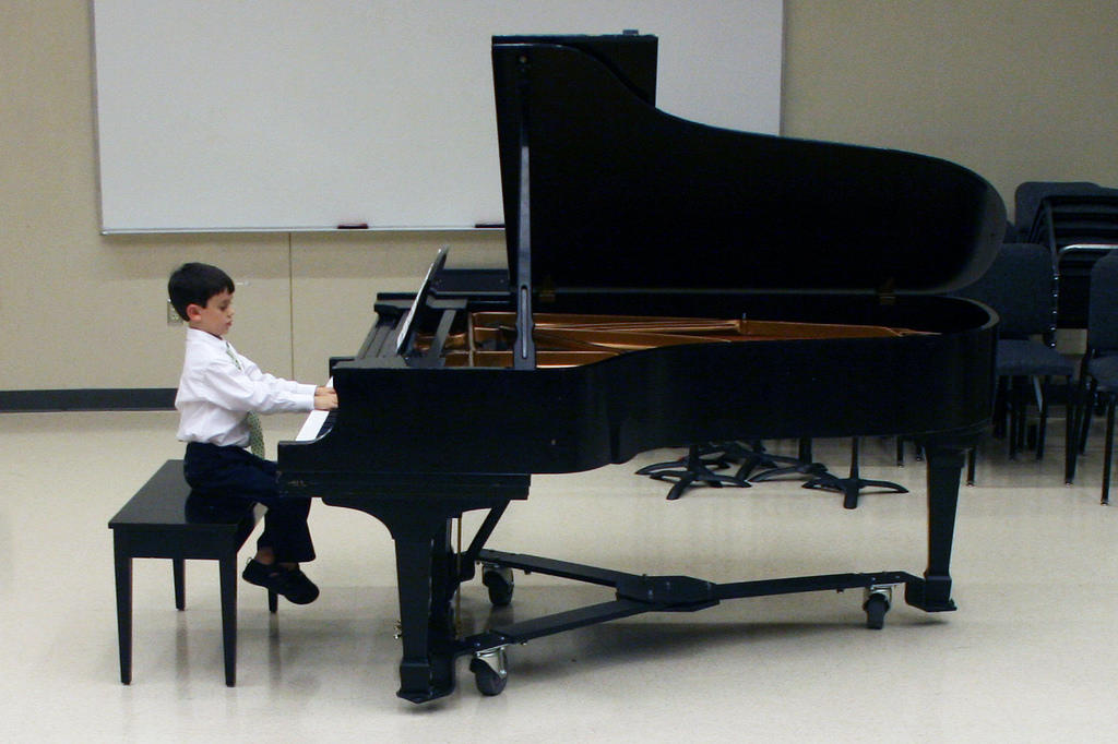 How children’s development is impacted by piano instruction