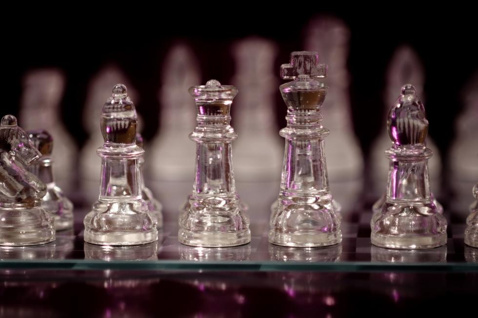 How to Use the Bishop in Chess | Superprof