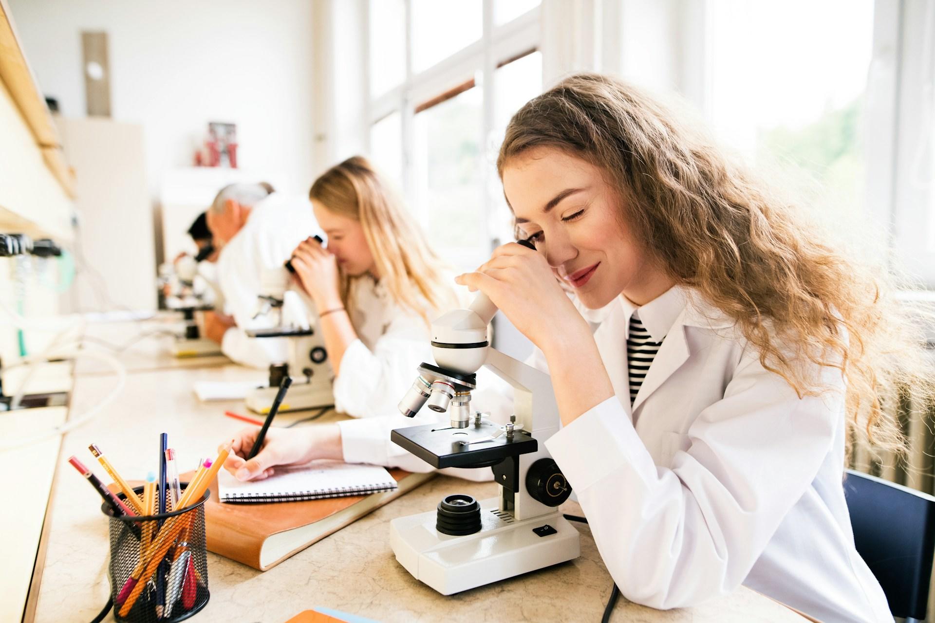 Top Biology Experiments For British Science Week