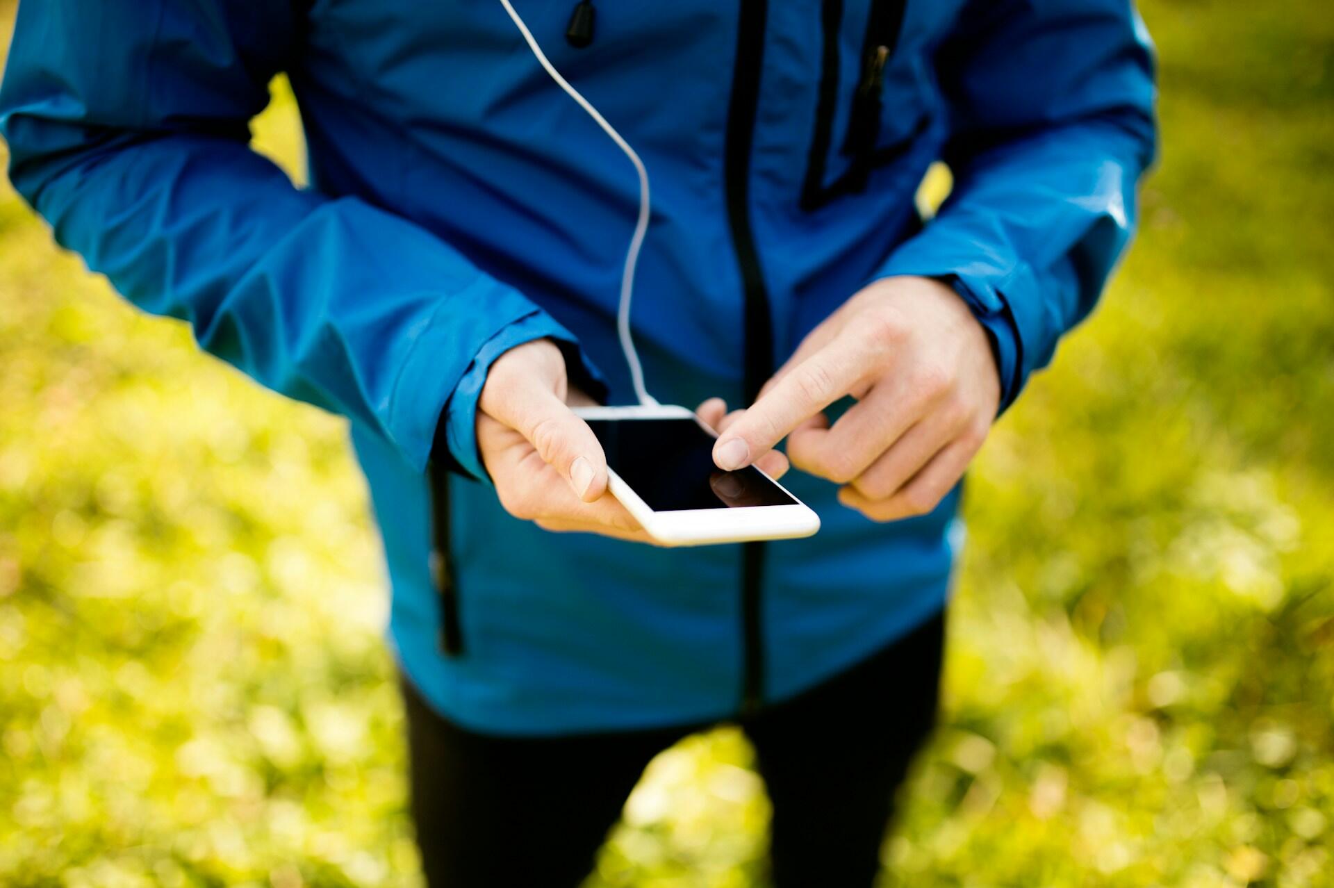 Running Apps: A Useful Tool or Just A Distraction?